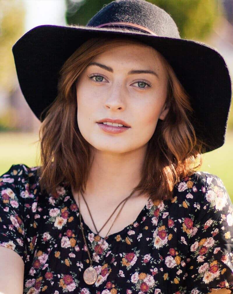 person-people-girl-woman-summer-female-762278-pxhere-com-1.jpg - 知財AI研究センター